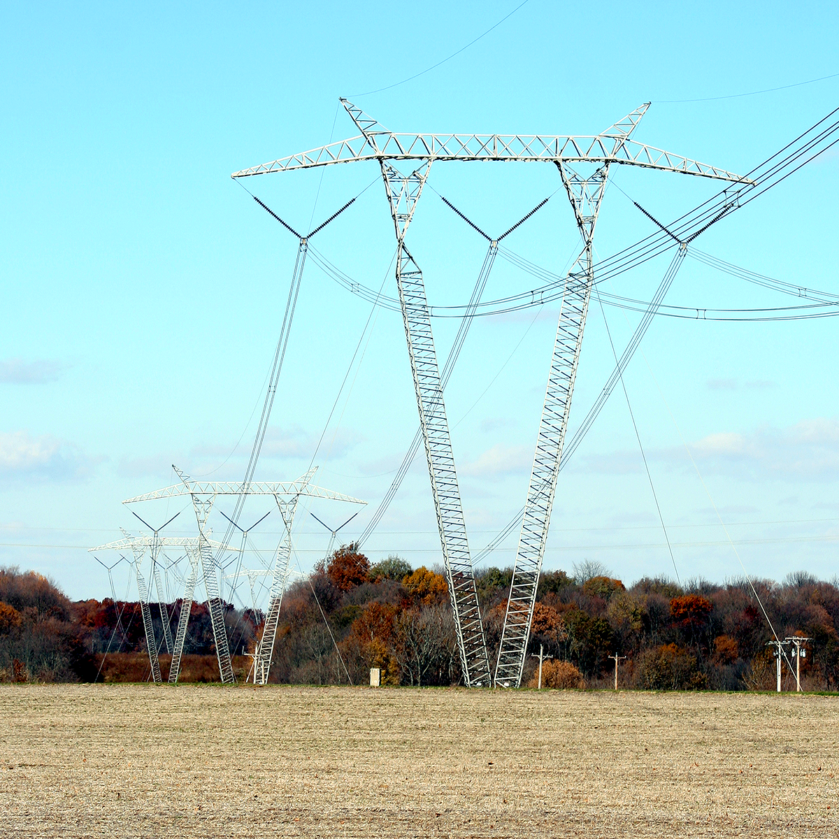Powering the Grid: Embracing EPC for Extra-High-Voltage Growth